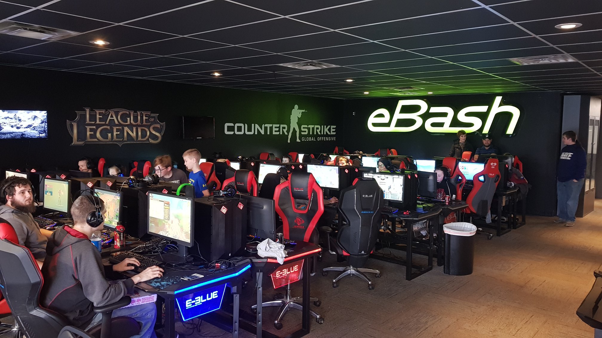 Erin Simon interviews Zack Johnson about the LAN center industry and ...